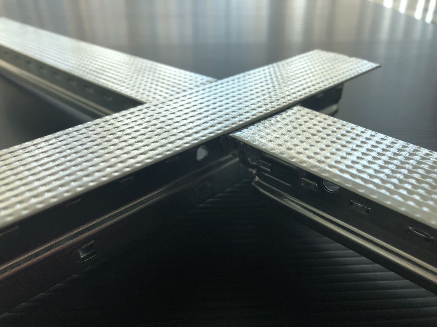 DOUGLAS Screw Up Ceiling Suspension Grid System | Professional T-Bar ...