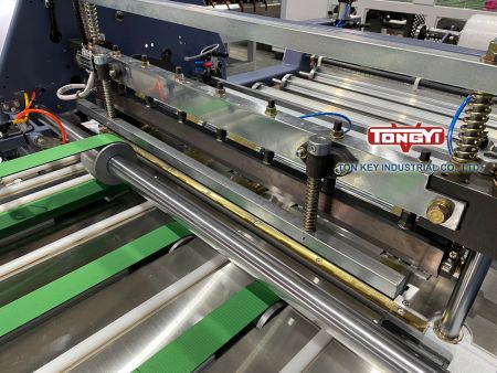 Automatic Bag Cutting & Sewing Machine - PP Woven Bag Automatic Bag ...