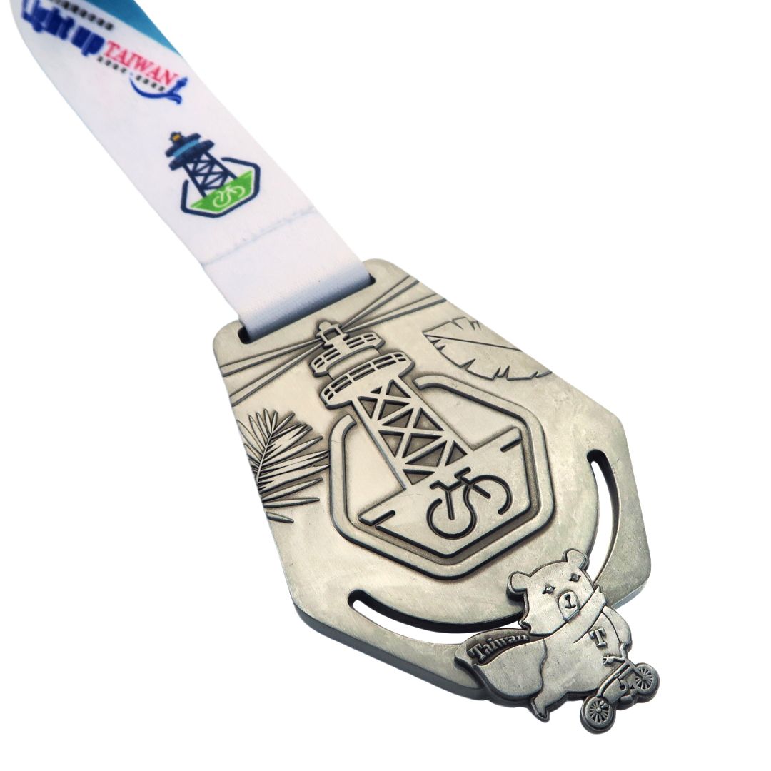 Custom Sliding Silver Medal | Embroidered patches manufacturer | Star ...