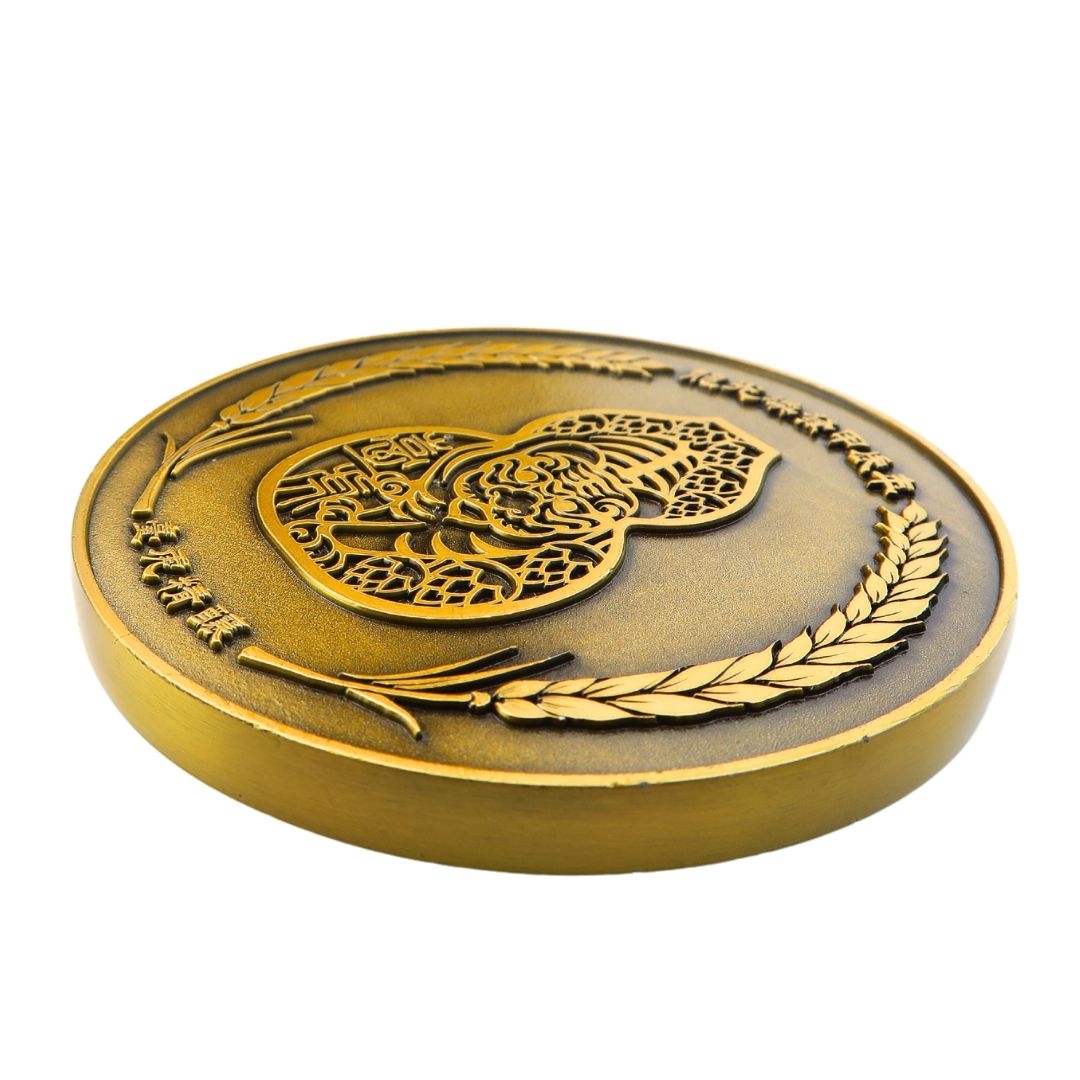 3D Dragon Coin | Embroidered patches manufacturer | Star Lapel Pin