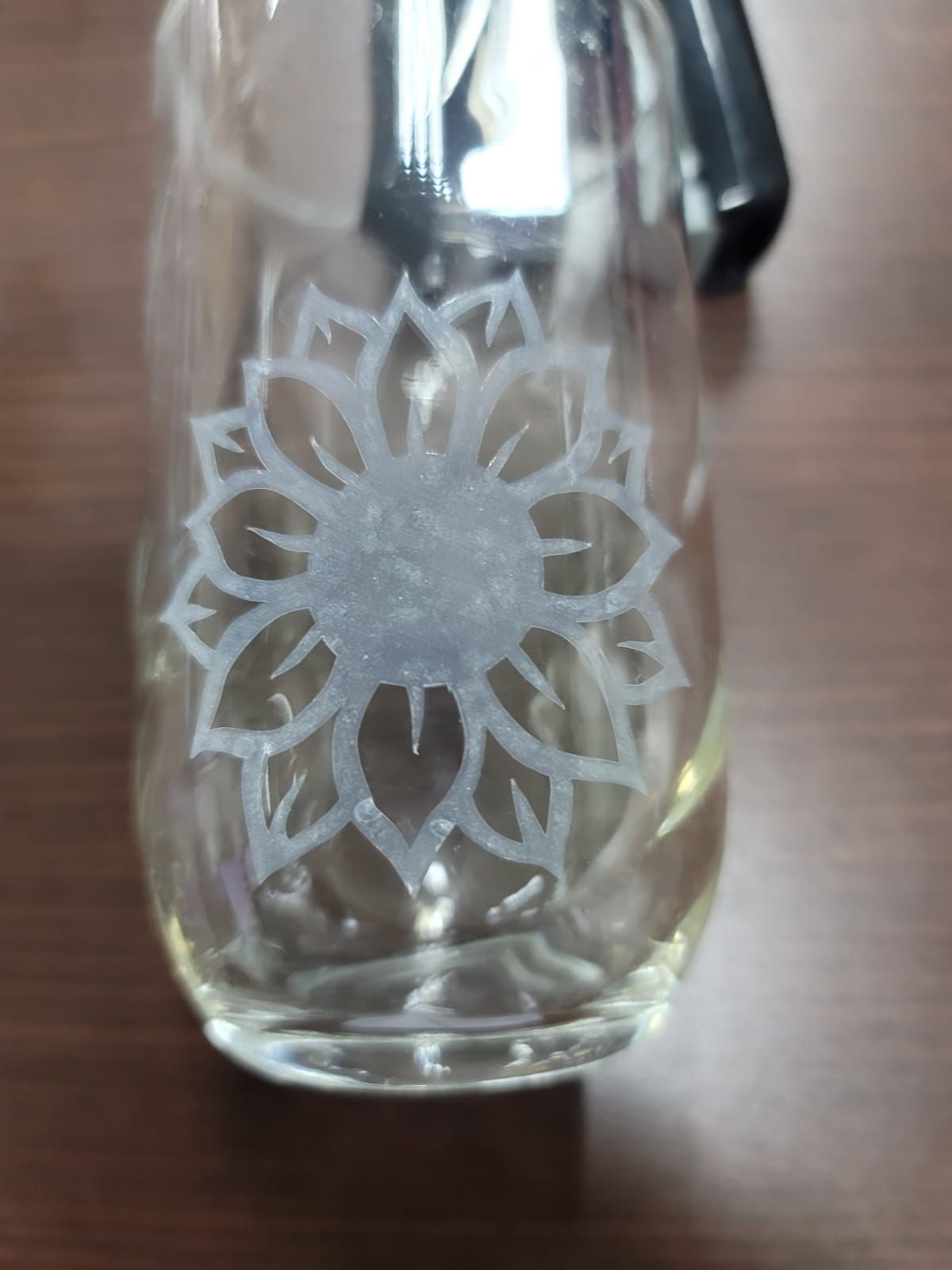 Self-Adhesive Glossy Thermochromic Vinyl Cold Activate | Self-Adhesive ...