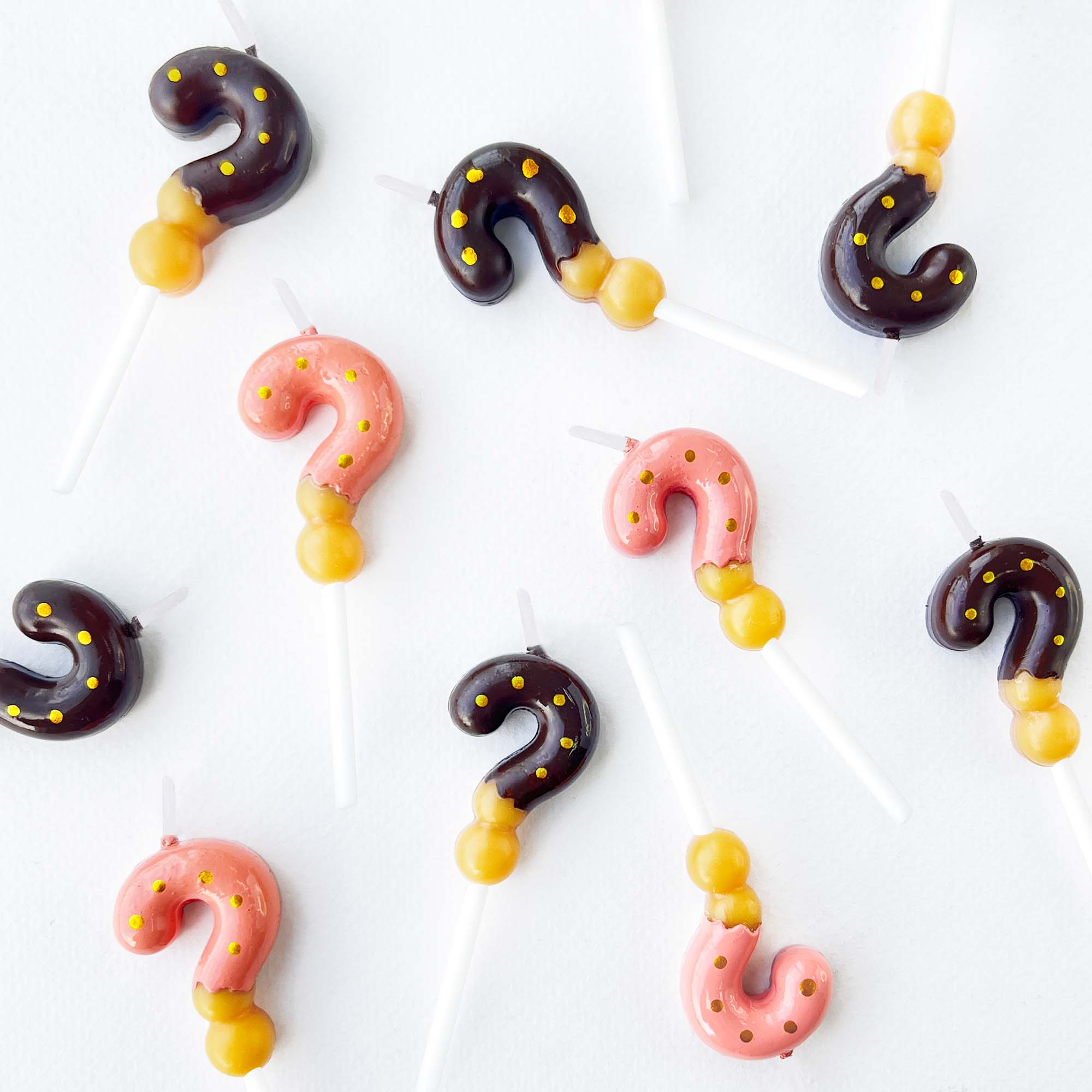 Chocolate Cookie Question Mark Candle - Strawberry Cookie Funny Cake ...